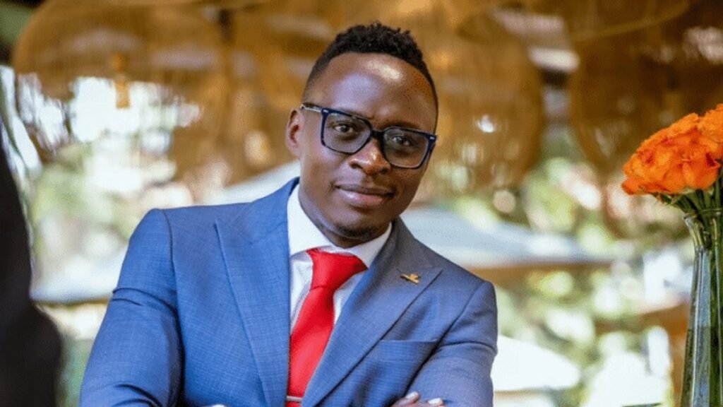 Oga Obinna blocks Kenyan boxer Majembe, accuses him of demanding ...